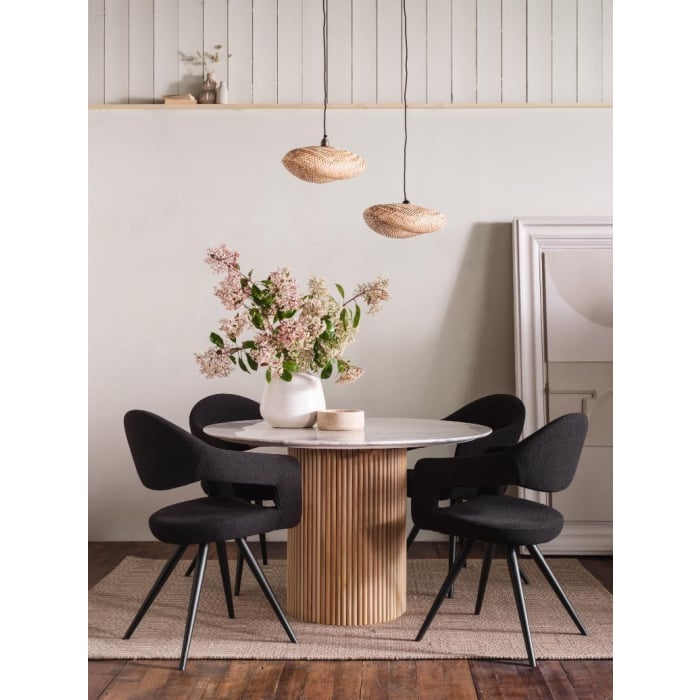 cheltenham round table